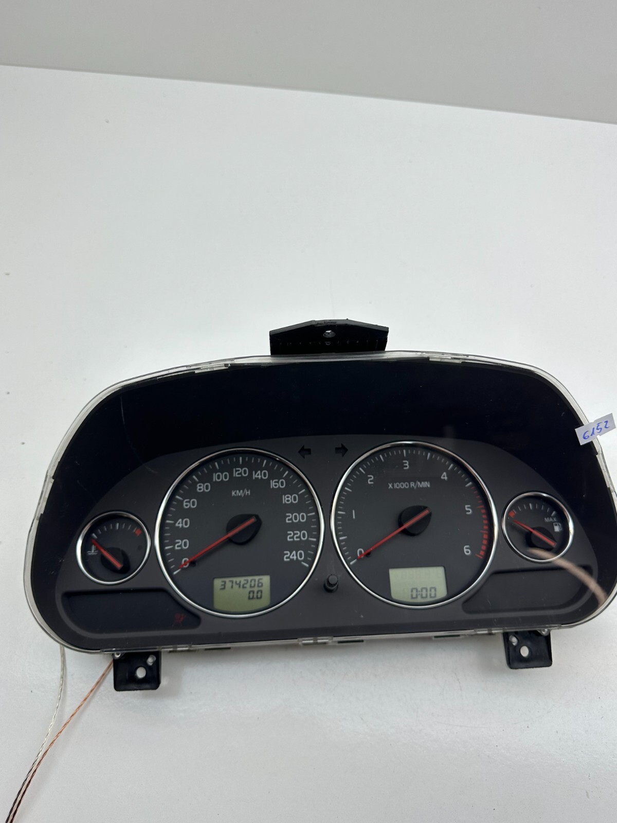 374206 km Volvo V40 diesel speedometer instrument cluster 30662278a ...