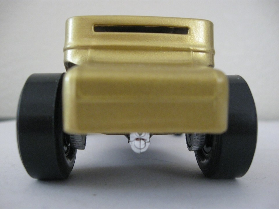 Little Bull 1924 Ford T Coupe Wild Altered Kustom Build 1:25 model car ...