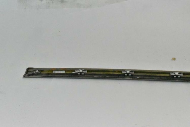 OEM MERCEDES Front Right Door Trim Molding W 251 R 350 R 320 R 500 R 63 ...