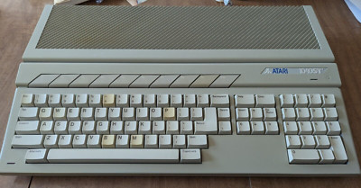 Atari 1040 ST / STF Computer with SC1224 Color Monitor - Not Fully ...