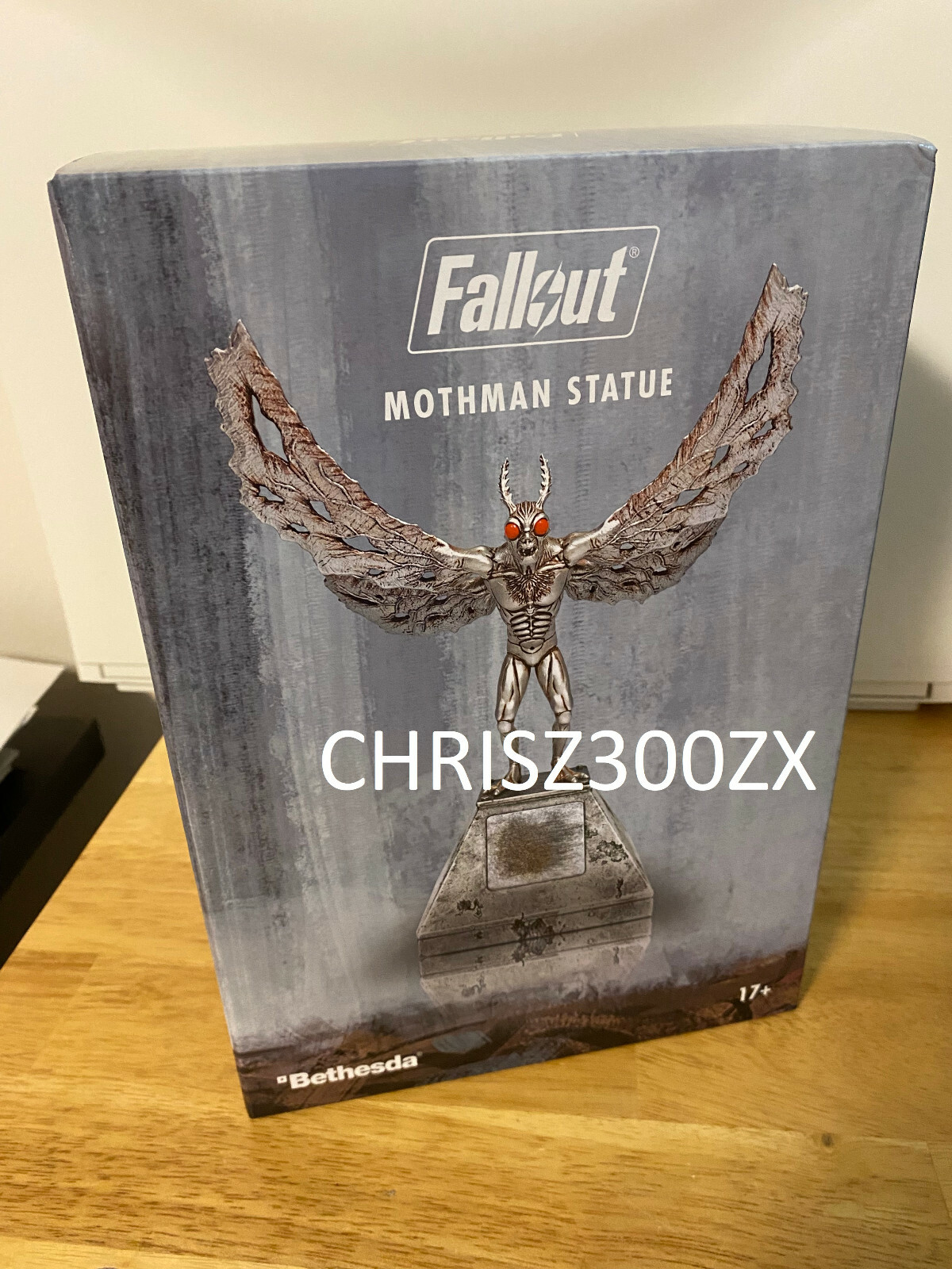 Fallout 4 76 New Vegas Mothman Statue Polyresin Figure 8.27" + Museum ...