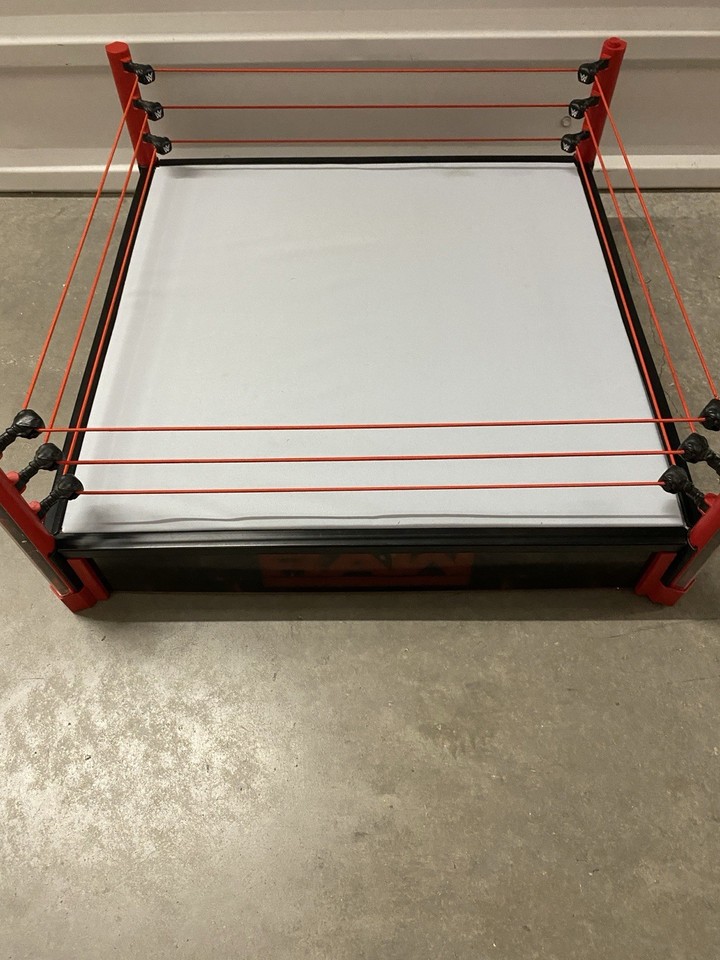 WWE Raw Main Event Elite Wrestling Ring Working Lights Mattel 2017 | eBay