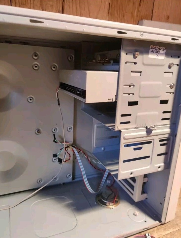 Computer Vintage Case ATX x Intel Pentium II/III • Floppy 💾• X ...