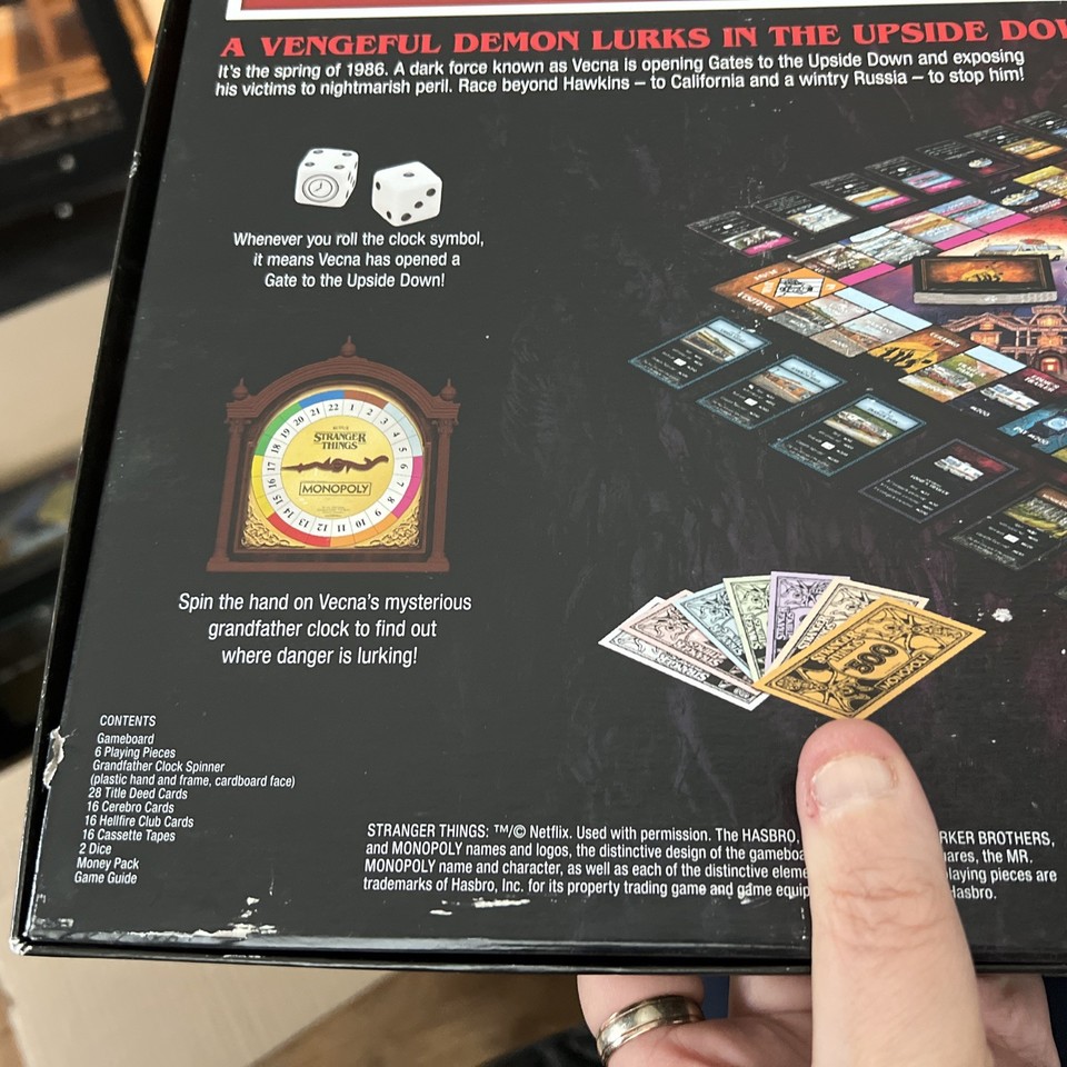 Hasbro Monopoly: Stranger Things Edition Netflix Exclusive, Sealed ...