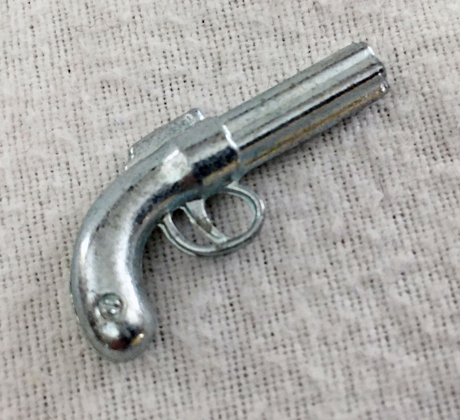 Clue/Cluedo Game Replacement Parts: REVOLVER | eBay