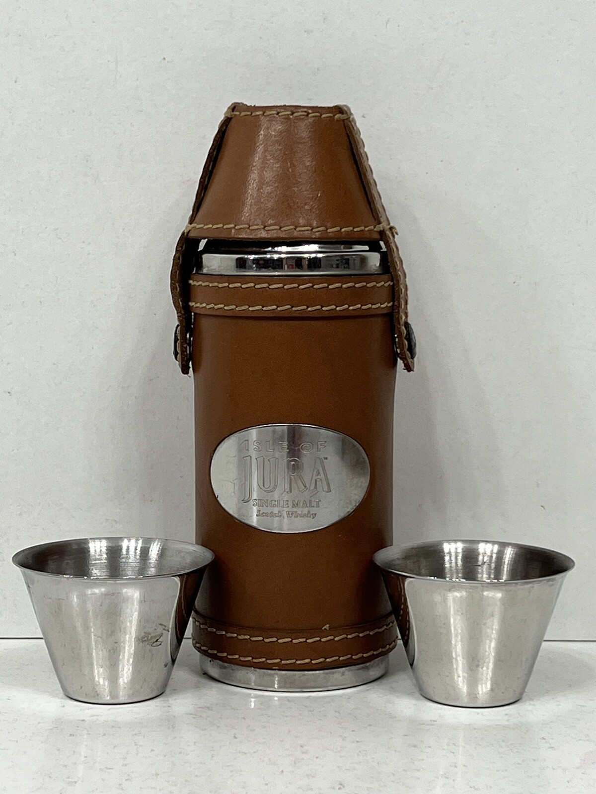 Rare vintage leather cased whiskey travel bottle flas… - Gem