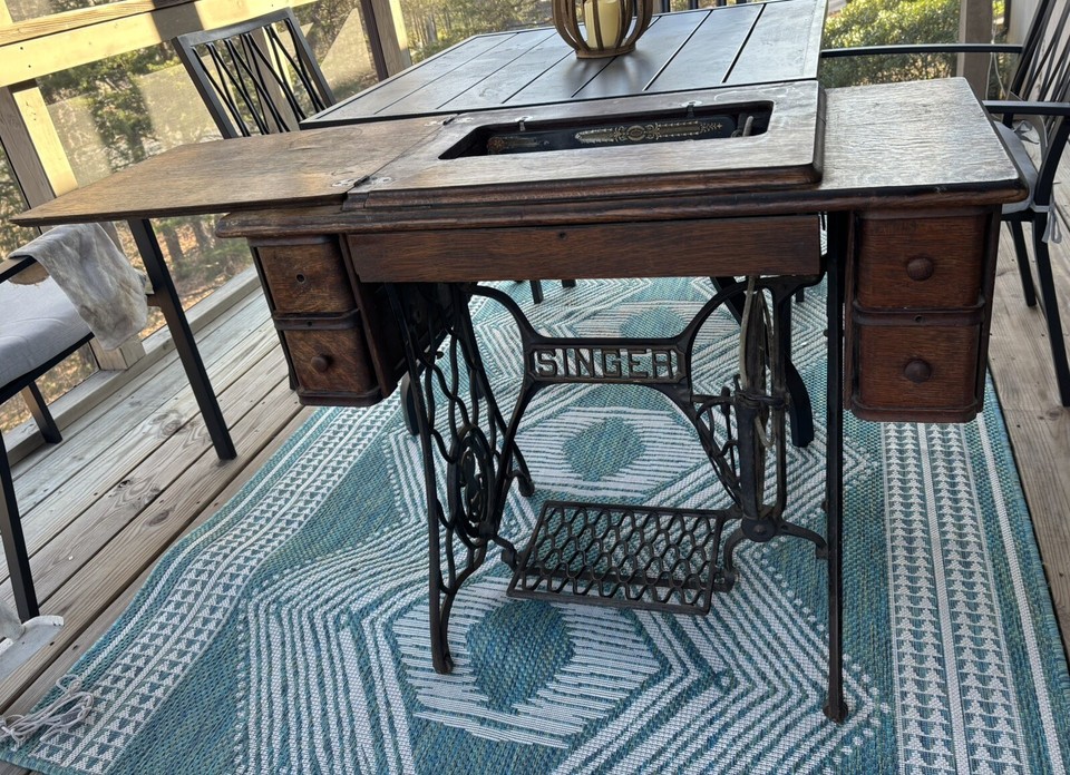 Antique Singer sewing machine - G series. | eBay