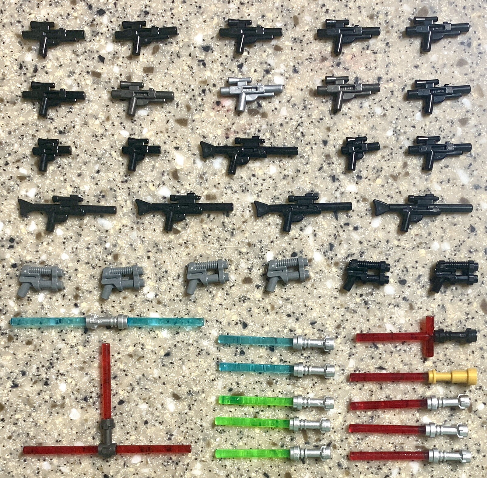 LEGO Star Wars 37 Pc Star Wars Weapons Cache Clone Guns, Rifles & Light ...