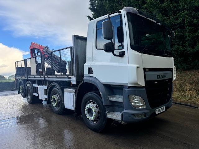 2017 DAF CF 400 E6 8x2 21ft3 caged drop side remote Fassi F175 4 ext ...