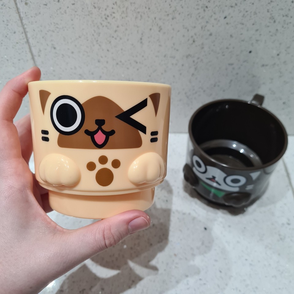Airou Cat - Monster Hunter Official Japanese Kuji Prize Stacking Drink ...