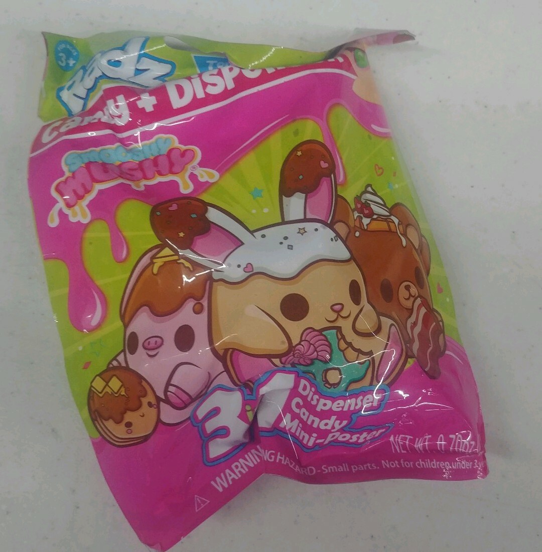 Radz Smooshy Mushy, 3 n1 Candy Dispenser. 5 Characters to collect. LOT ...
