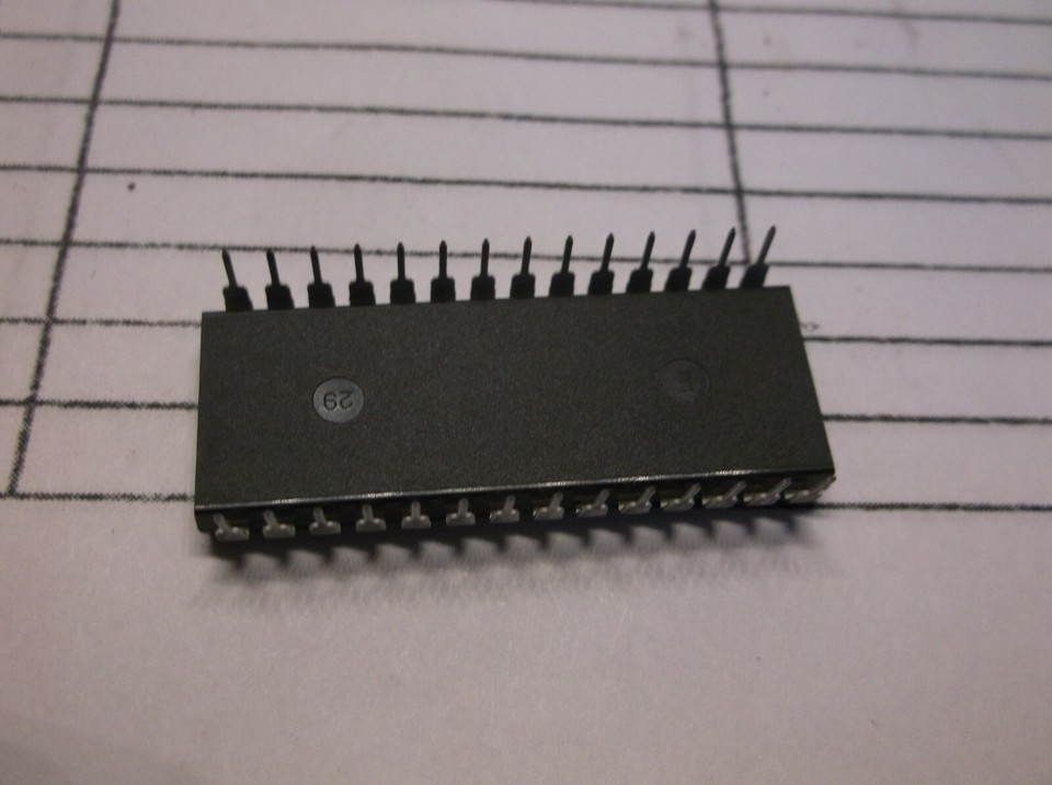 Myson MTU8B57EN EPROM-Based 8-Bit CMOS Micro Controller 2KX14 Bits 72 ...