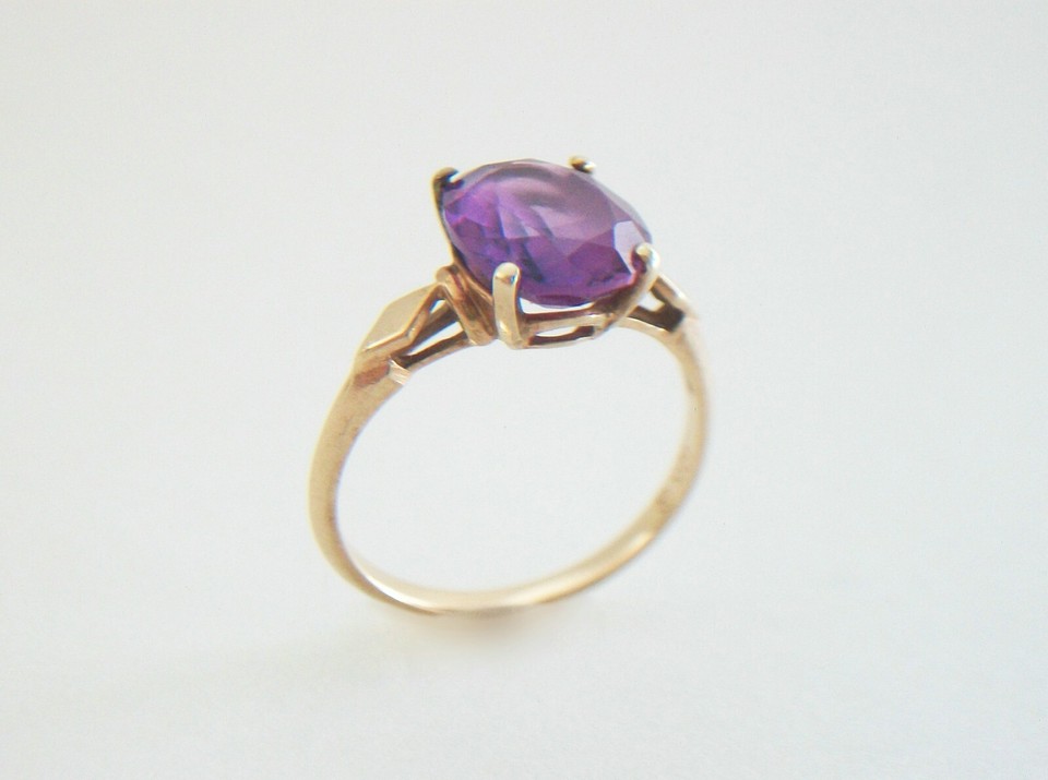 ARTHUR M. ANDERSON - Amethyst & 10K Gold Ring - United States - 20th ...