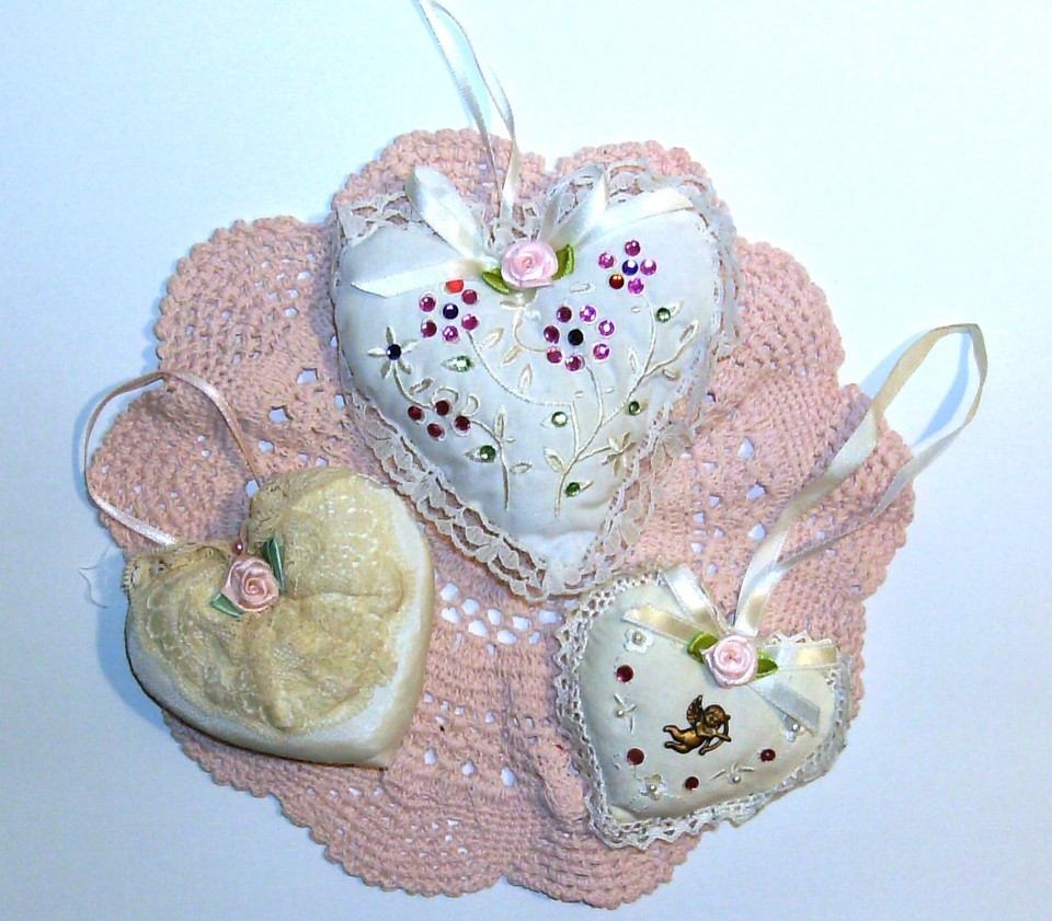 3 Primitive handmade Valentine fabric Hearts bowl fillers-tucks-decor ...