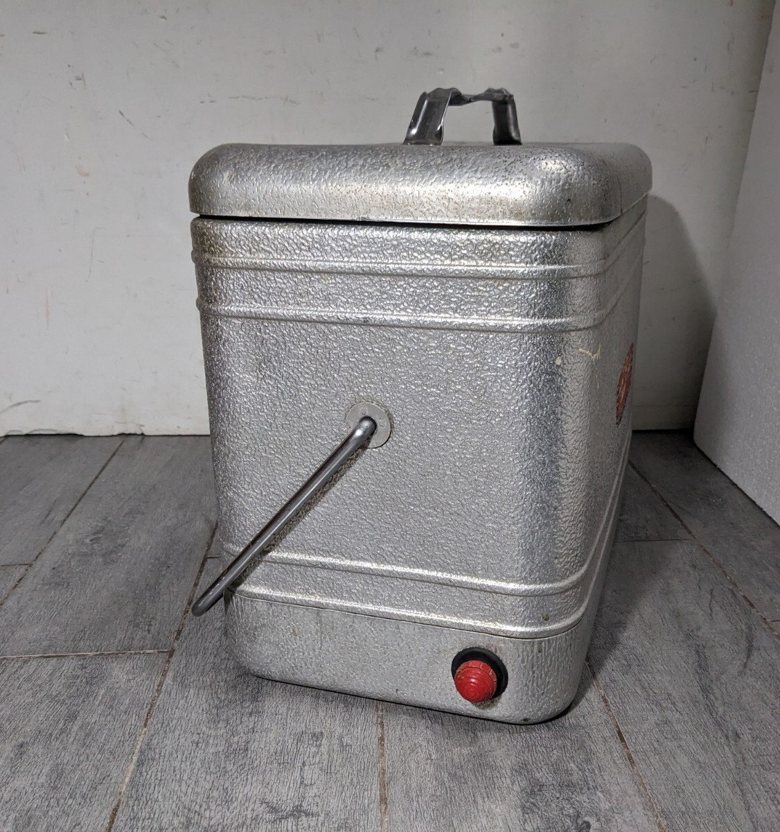 Vintage Knapp Monarch Therm-a-Chest Aluminum Cooler Ice Chest Box | eBay