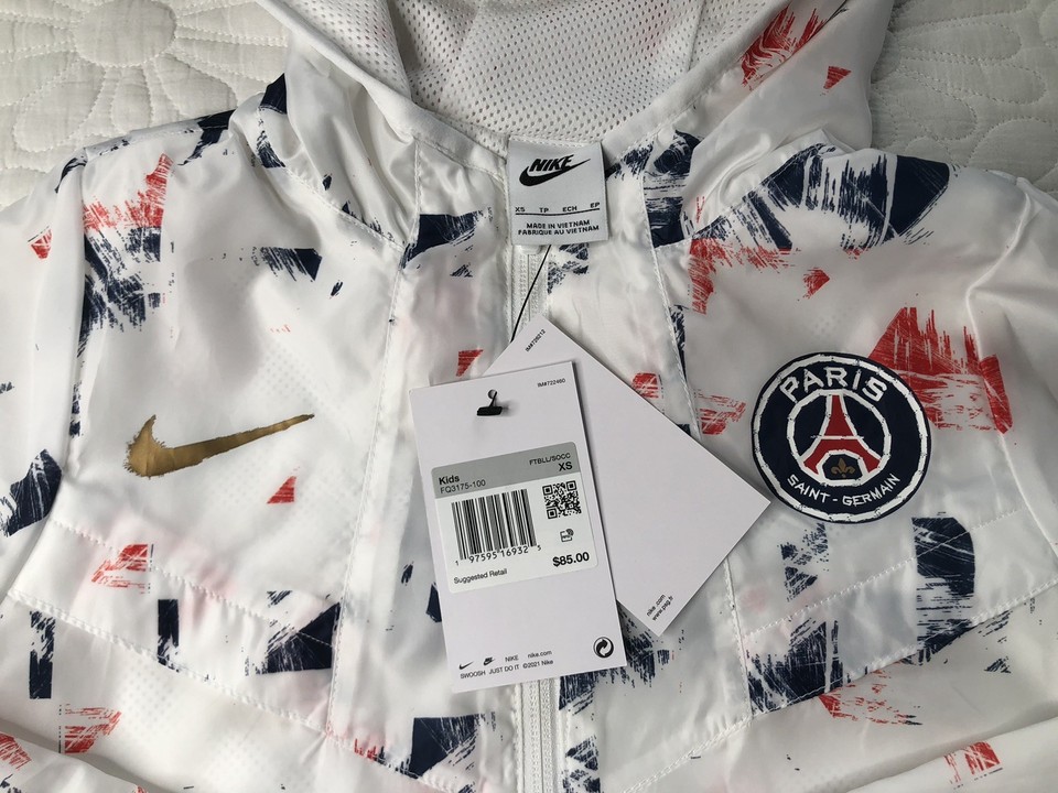 NWT $85 Nike Paris Saint-Germain Amplify Windrunner Soccer Anorak ...