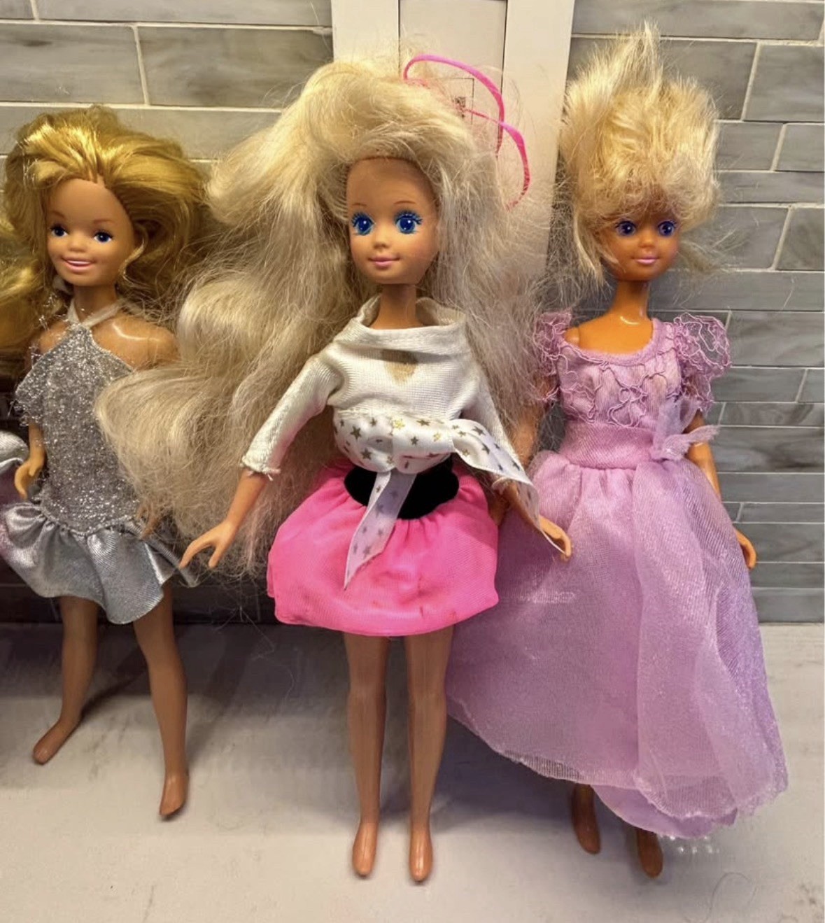 Lot of 6 Skipper & Beauty Girl Dolls Blonde Blue Eyes w/ Mixed Outfits ...