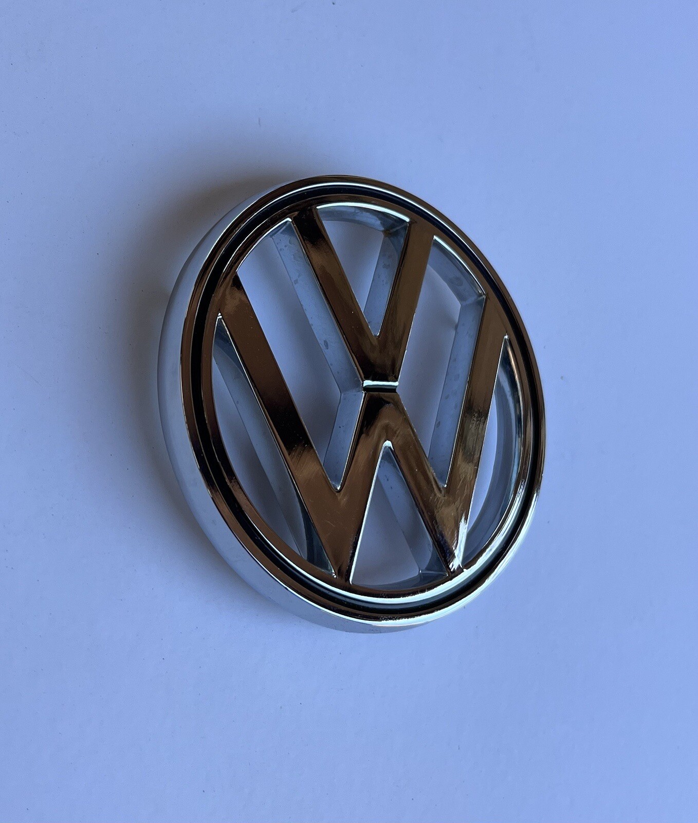 VW BEETLE ,FASTBACK, SUPER BEETLE, HOOD EMBLEM - 113853601B Fits 1964 ...