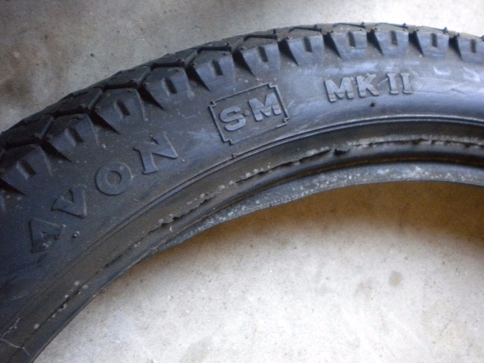 NEW NOS Vintage Avon Safety Mileage SM MK II 2.50 x 18 Made in England ...