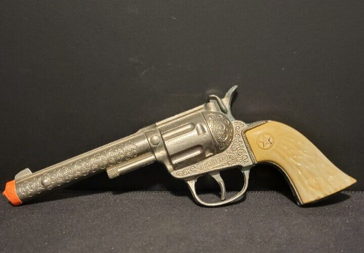 VINTAGE HALCO BRONCO SINGLE SHOT CAP GUN 1950's | eBay