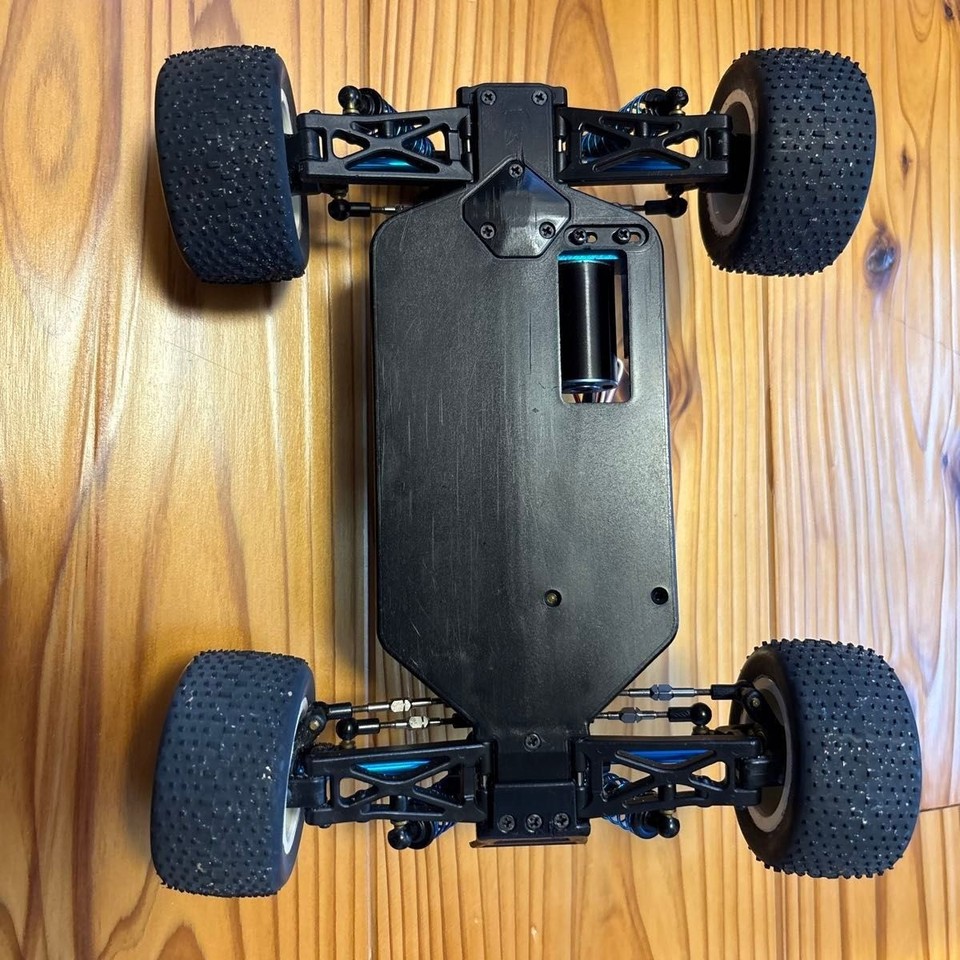 Team Associated RC18T 1/18 Scale RC Truck Chassis – High Performance ...