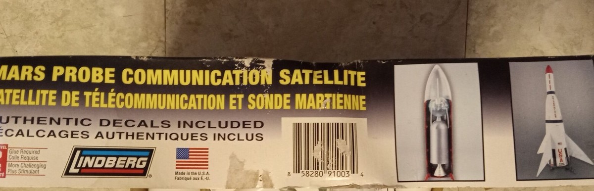 New Lindberg 1200 Scale Mars Probe Communication