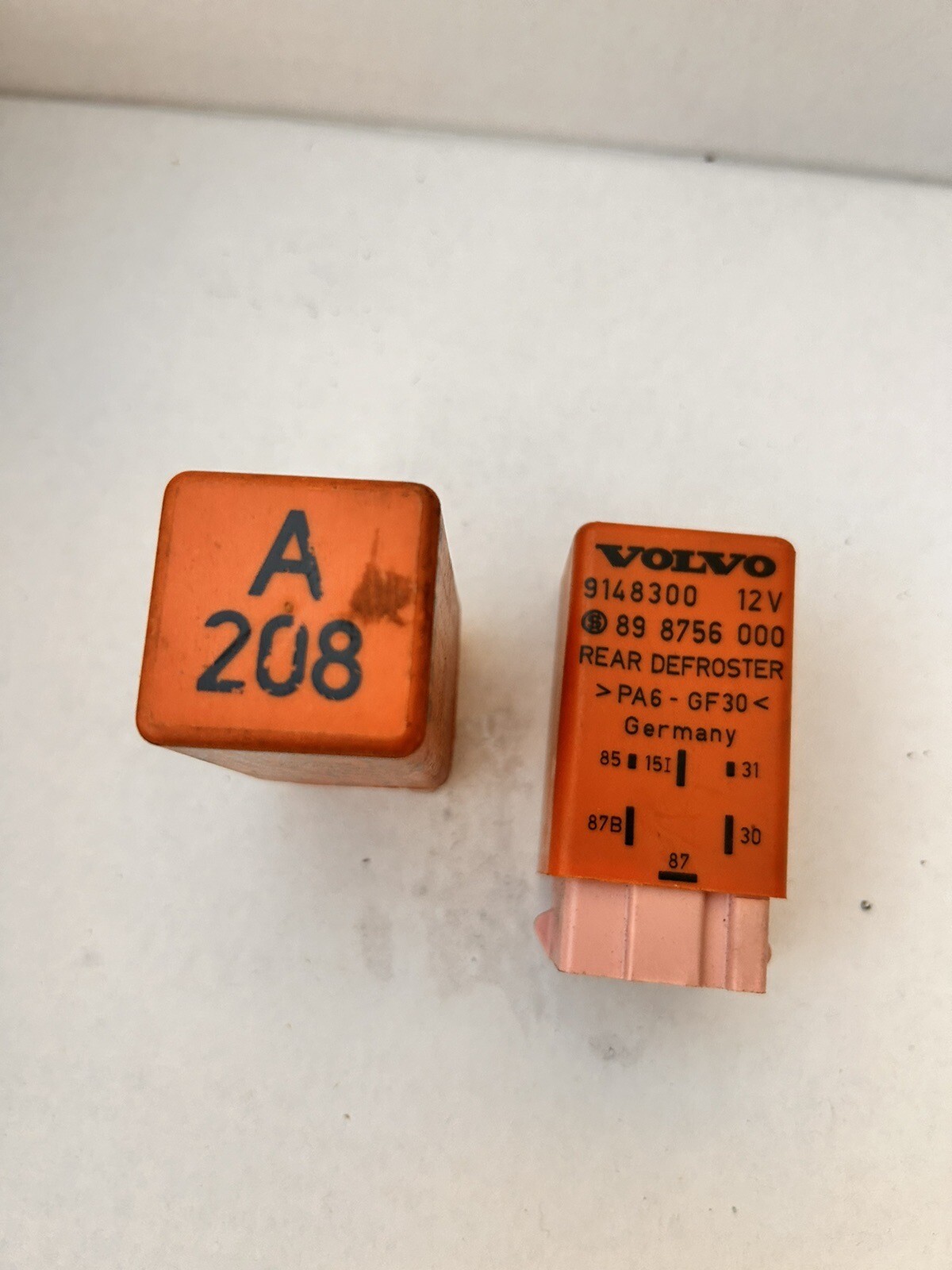 9148300 Volvo 850 960 Rear Defroster Relay | eBay