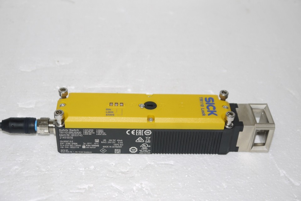 Sick TR110-SRUSA00 Non Contact Transponder Safety Switch w/ 2095679 ...