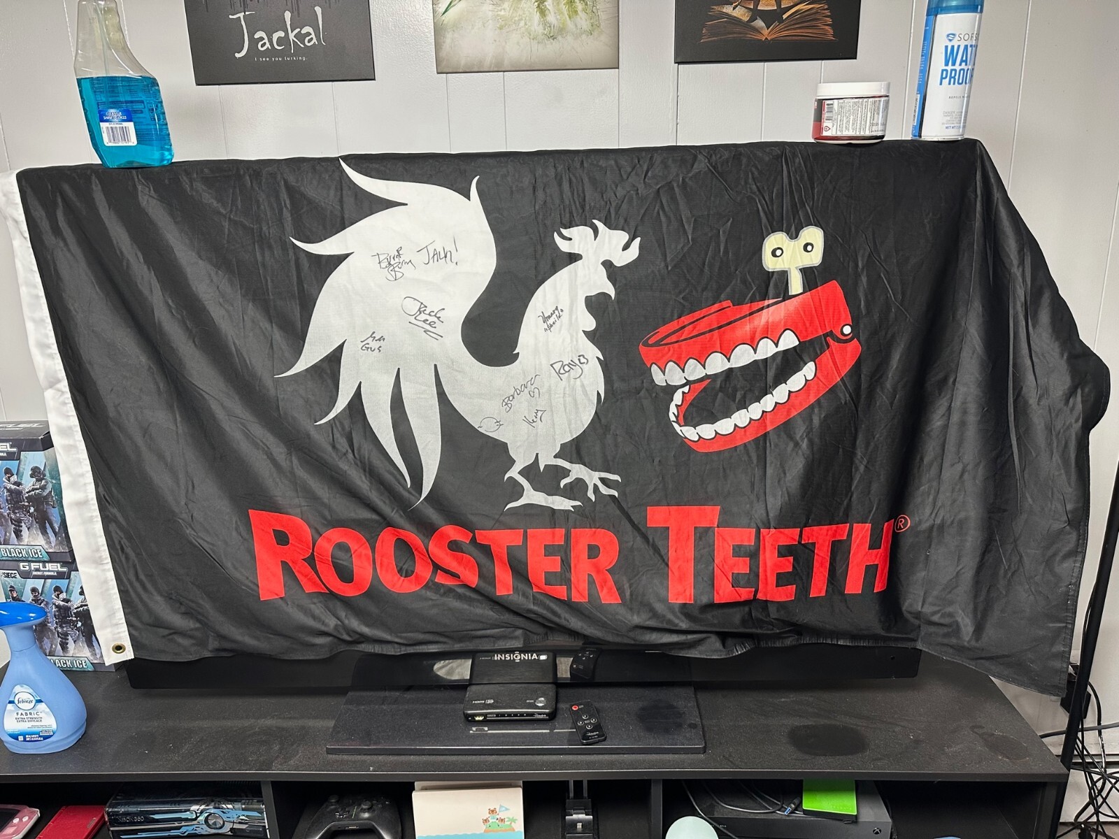 Rooster Teeth Logo Wallpaper