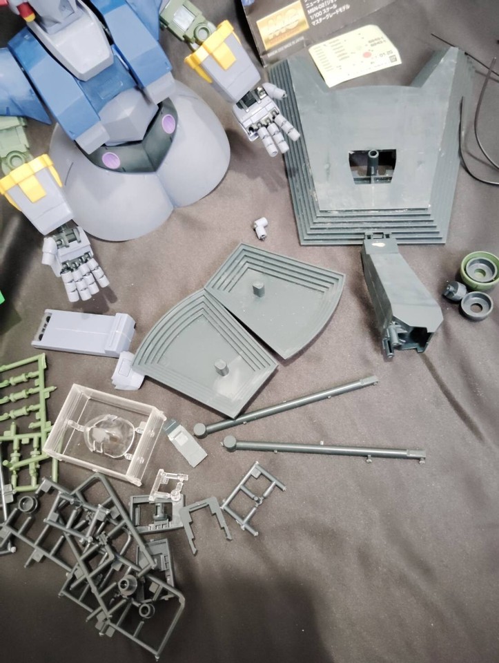 Bandai MG 1/100 Zeong Junk Gunpla Assembled ③ | eBay