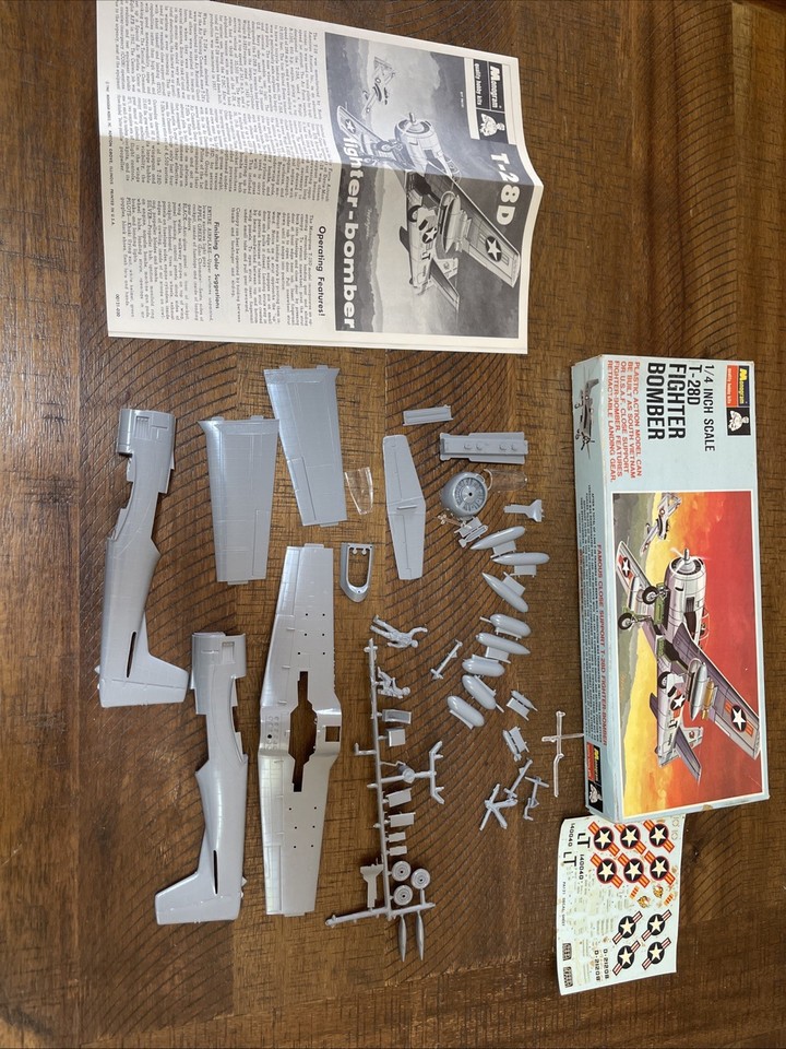 1994 Monogram T-28D Fighter Bomber Model Airplane Kit 1/4” Scale | eBay