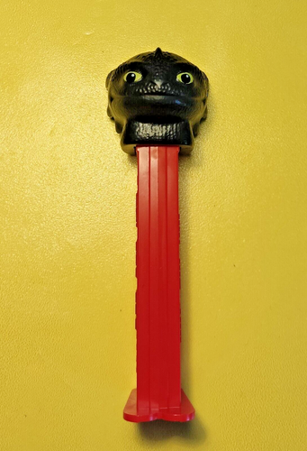 Toothless (How to Train Your Dragon) - PEZ Candy Dispenser - 7.5 Patent ...