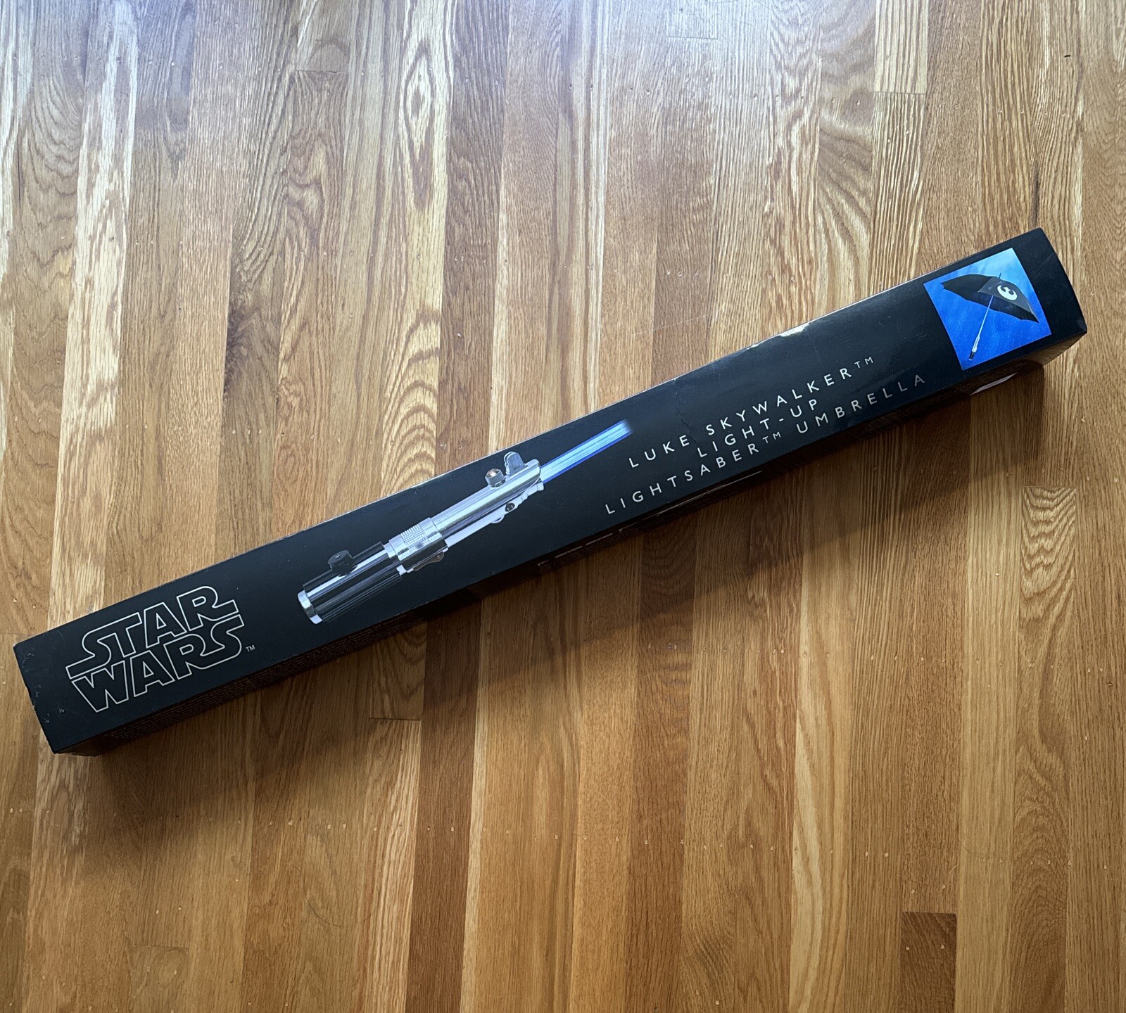 Luke Skywalker LIGHT UP LIGHTSABER UMBRELLA ⭐️ Disney Parks ⭐️ NEW SOLD ...