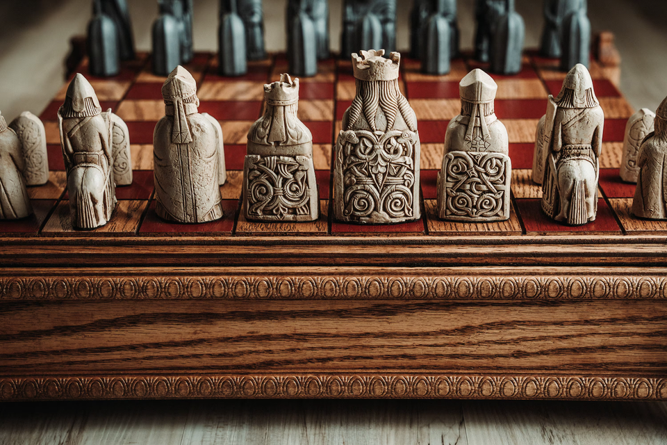 Isle of Lewis Chessmen, Board & Case (FULL SIZE REPRODUCTIONS) | eBay