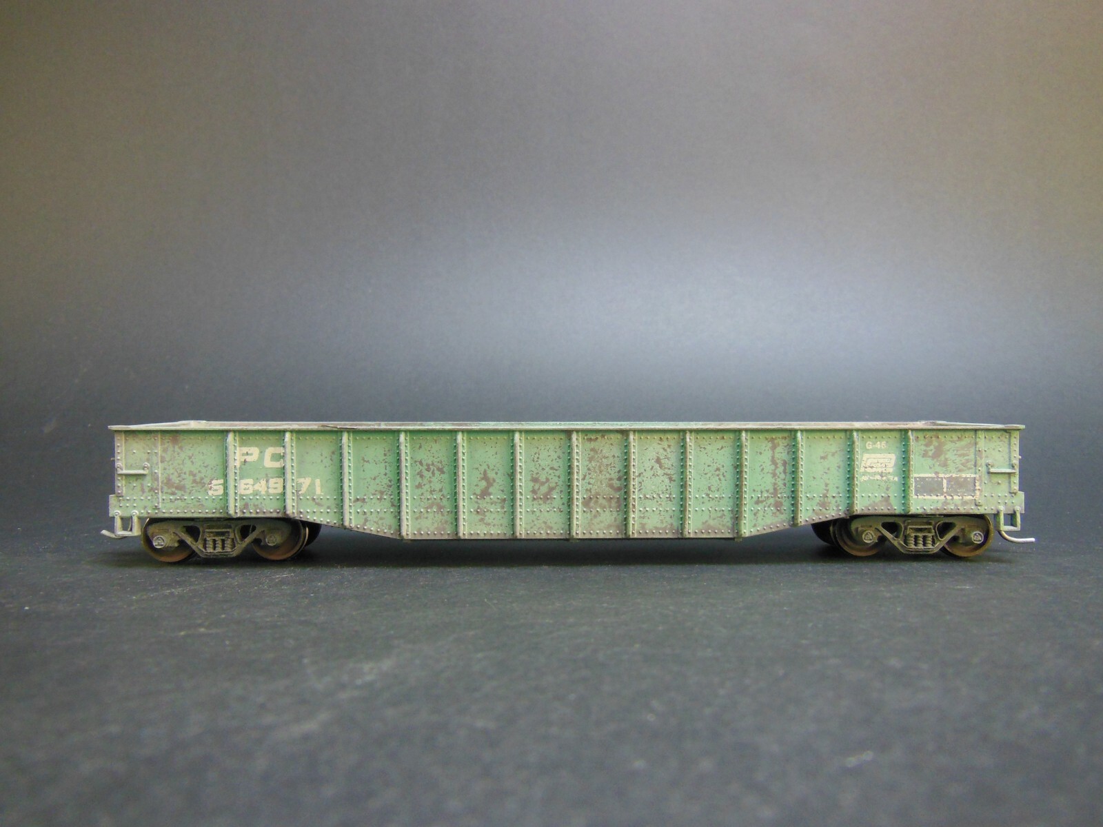 HO SCALE CUSTOM WEATHERED PENN CENTRAL PC 564971 50' GONDOLA | eBay