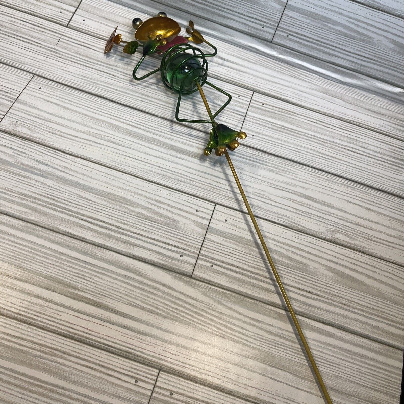 Mr. Wiggles Metal Frog Flower Garden Pick Frog Orange Flower Garden ...