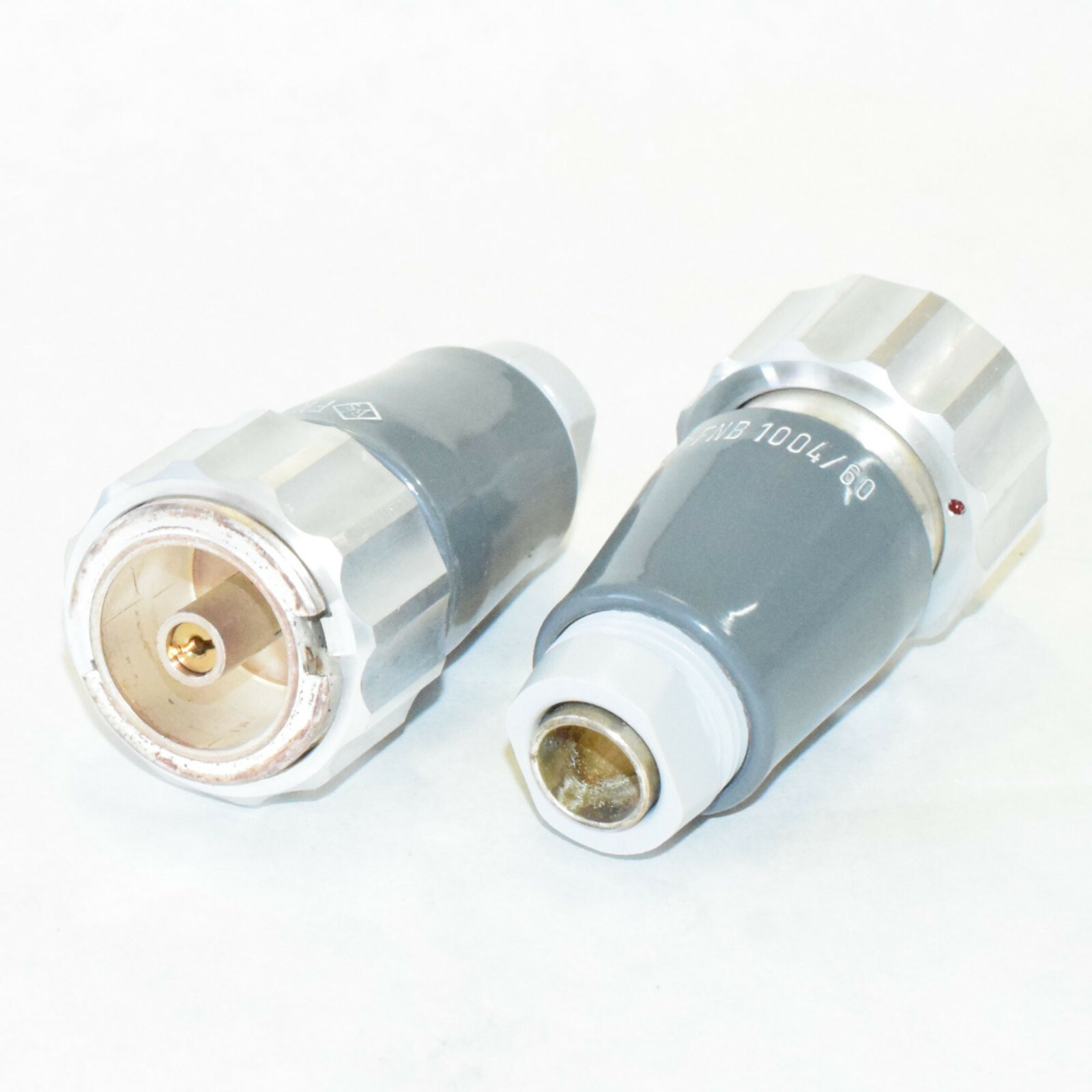 DEZIFIX CONNECTOR FNB1004/60 ROHDE & SCHWARZ COAXIAL RF TYPE WITH CAP ...