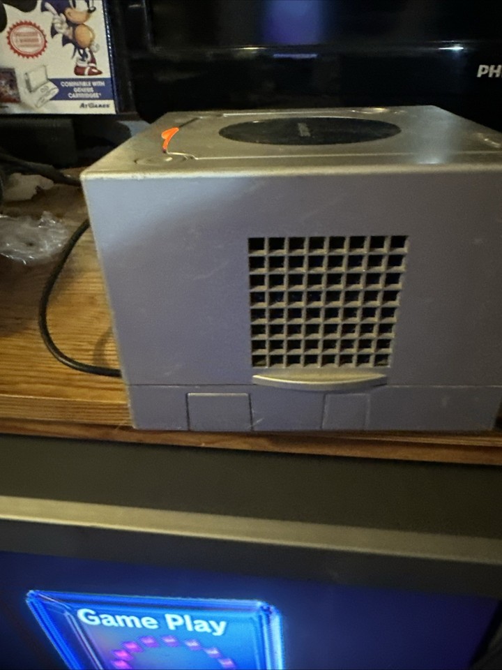Nintendo GameCube Console for Repair. No Disc Error. Read Description ...