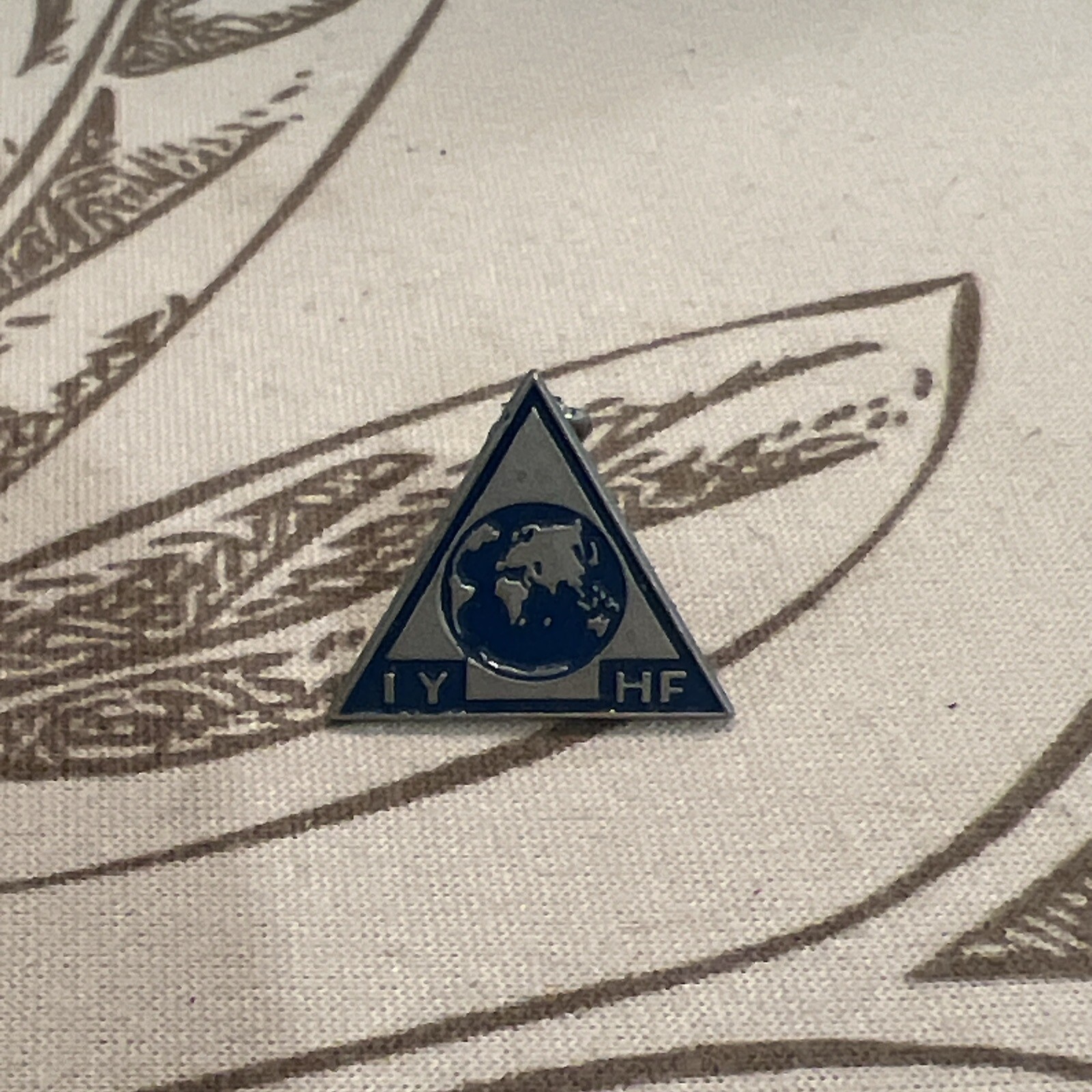 Vintage IYHF International Youth Hostel Federation Lapel Pin W.O. Lewis ...