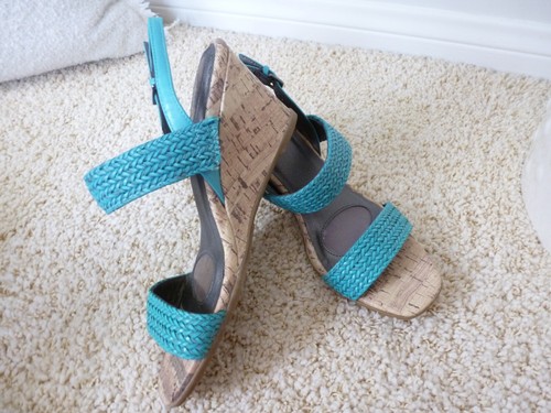Lifestride Velocity Memory Foam Turquoise Blue Wedge Cork Sandal 10 ...