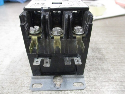 Tyco Model 98 Contactor 3100R30Q808 24V Coil 25A 600V Used | eBay