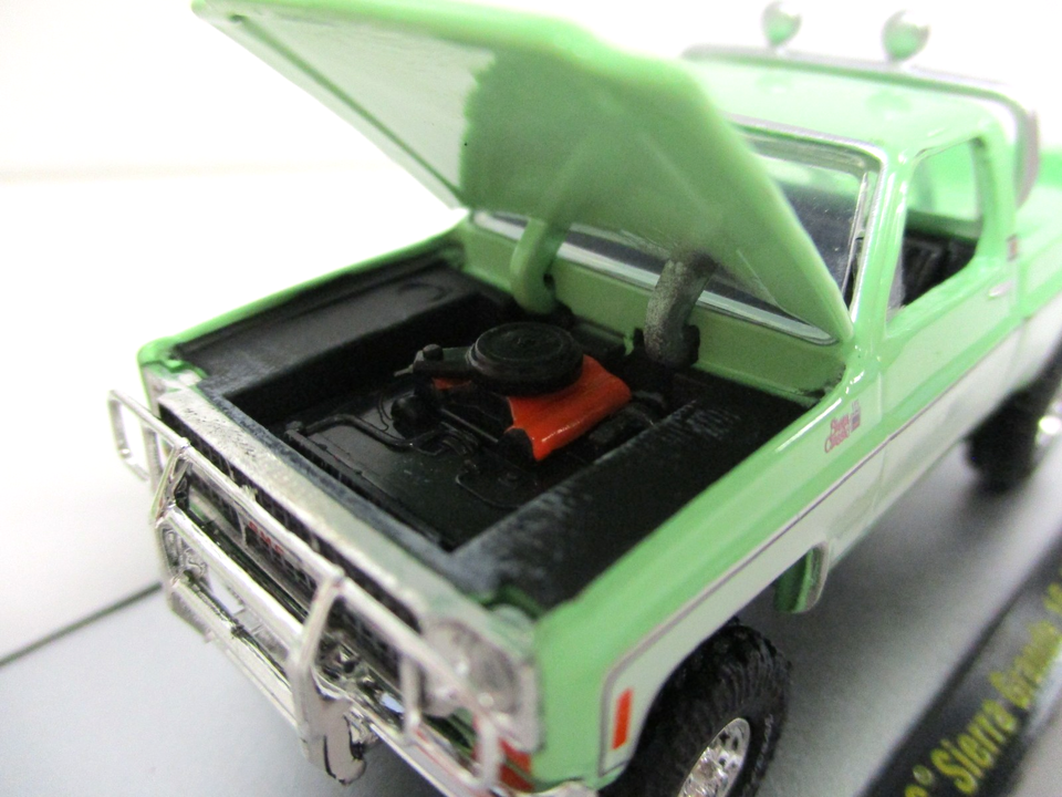 M2 MACHINES - 1976 GMC SIERRA GRANDE 15 K/10 4X4 PICKUP TRUCK SQUARE ...