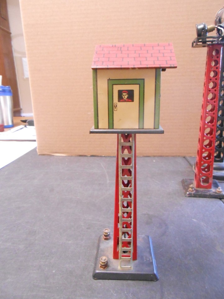 Group Of 8 Vintage Marx And Lionel Train Lights & Railroad Crossing ...