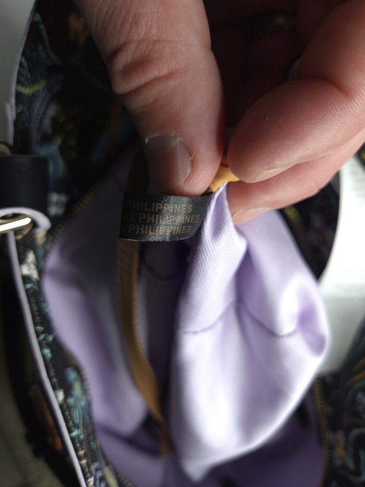 NWT Dooney & Bourke Disney Aladdin 30th Anniversary Jasmine Tote ...