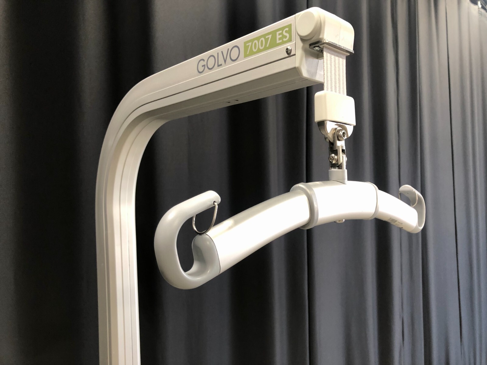 LIKO GOLVO 7007 ES MOBILE POWER PATIENT LIFT, battery Charger & NEW ...