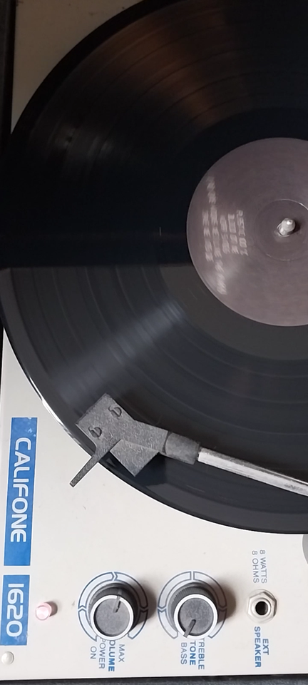 w video* WORKS Vintage Califone 1620 vinyl Record Player 33 45 rpm ...