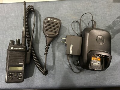 Motorola MOTOTRBO XPR 3500 Two Way Radio | eBay