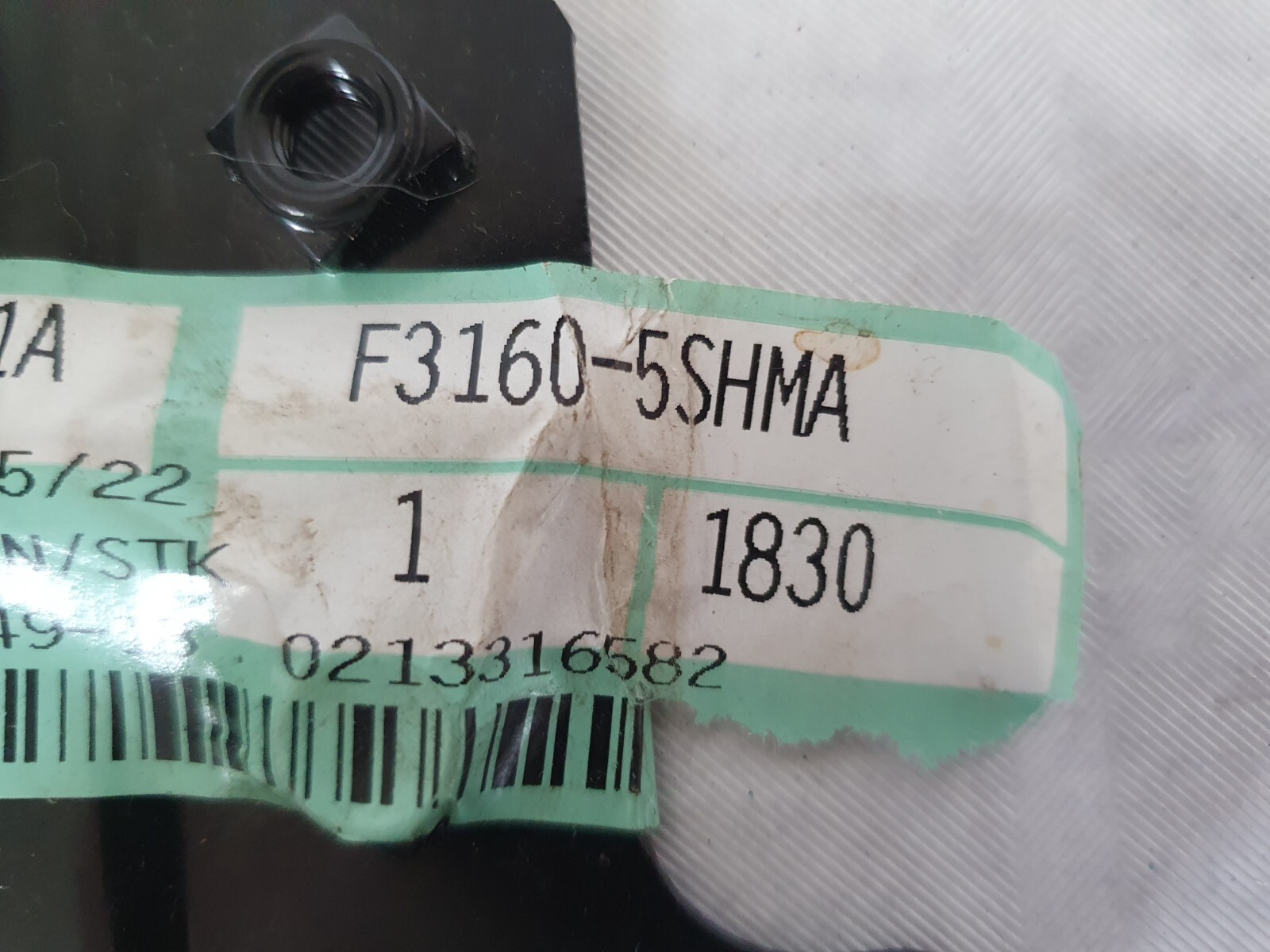 F3160-5SHMA Nissan Leaf ZE1 RH Right Wing Fender Mounting Bracket for ...