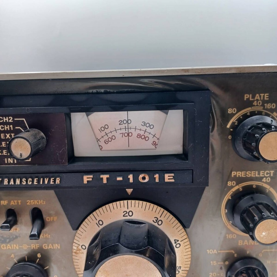 Yaesu Model FT-101E SSB Ham Radio Amateur HF Transceiver 13.6kg Audio ...