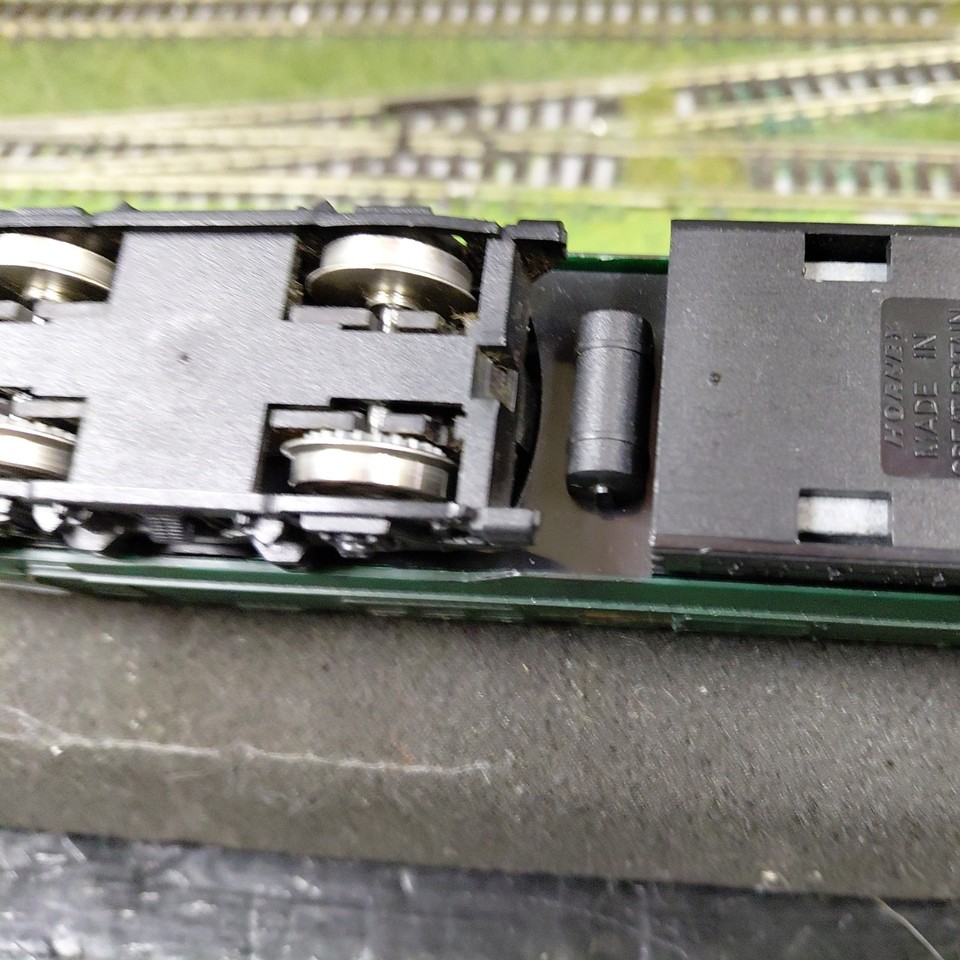 Hornby 00 Gauge BR Class 29 Diesel Locomotive no D6110 Little ...